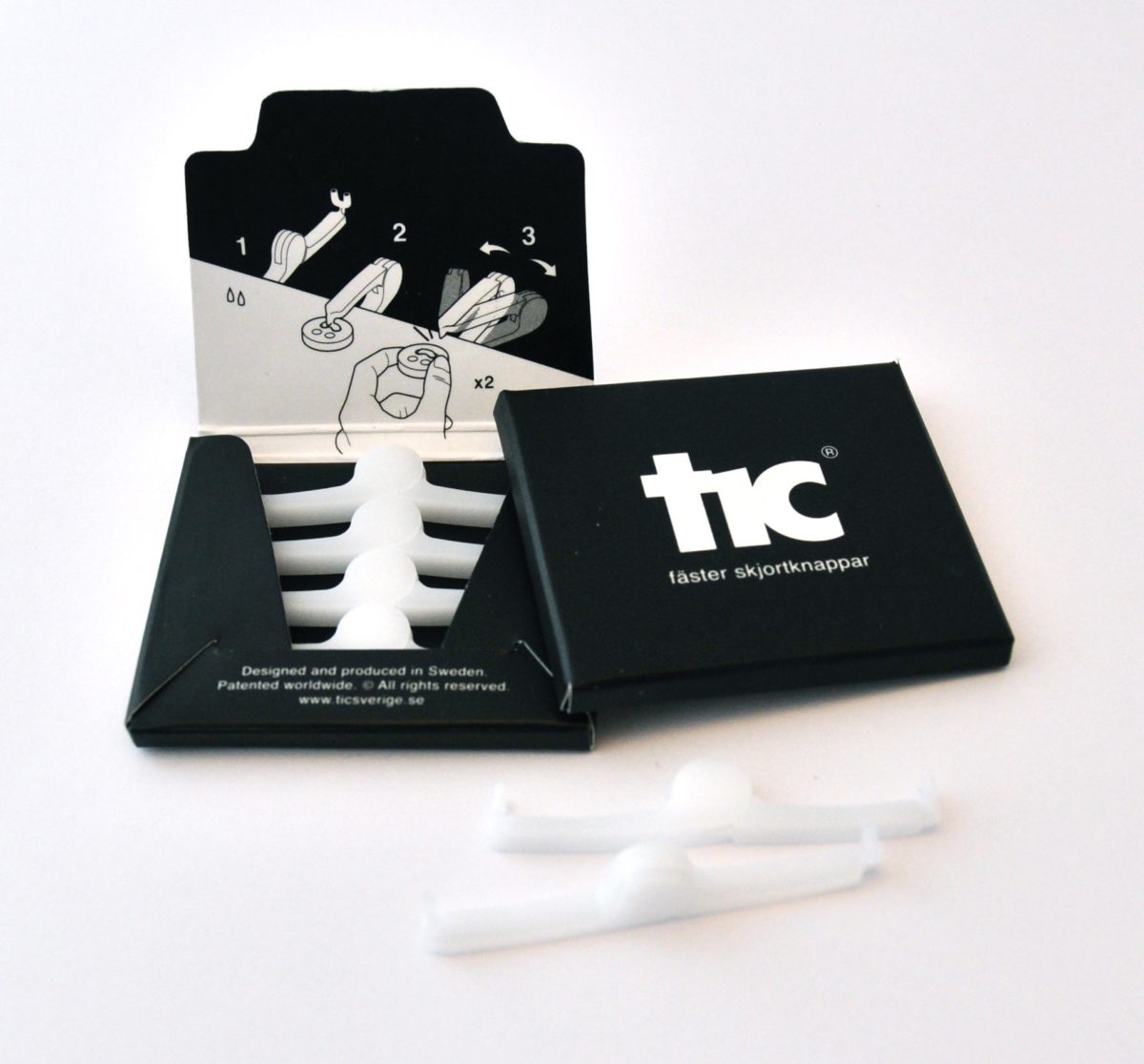 Tic Button Fasteners Help Out In A Pinch | OhGizmo!